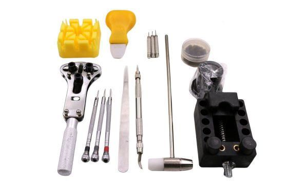 How to Open a Rolex Watch: 5 Safe Steps & 7 Risks to Avoid 2025